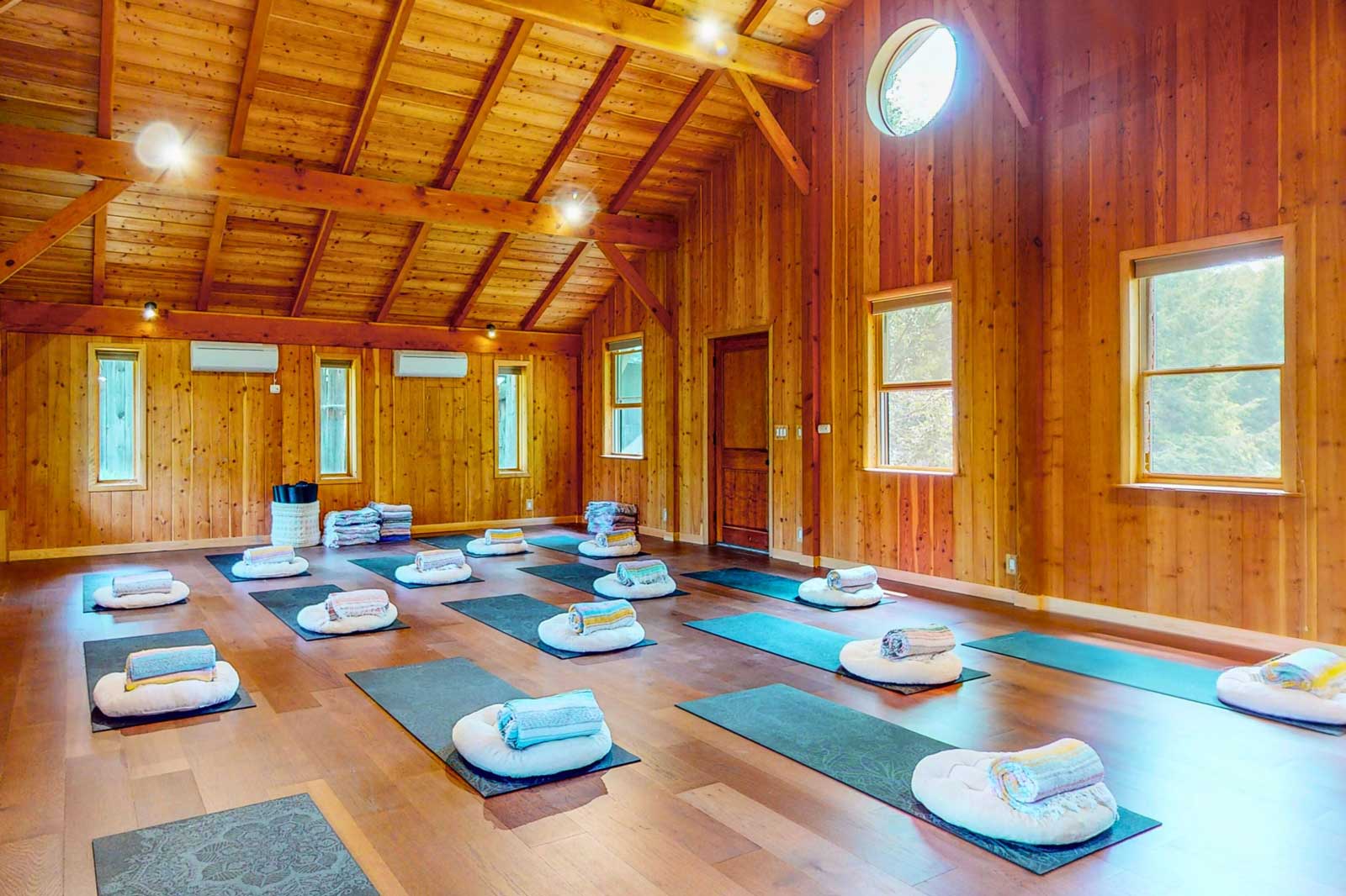 AKERA | Catskills Retreat Center & Creative Sanctuary